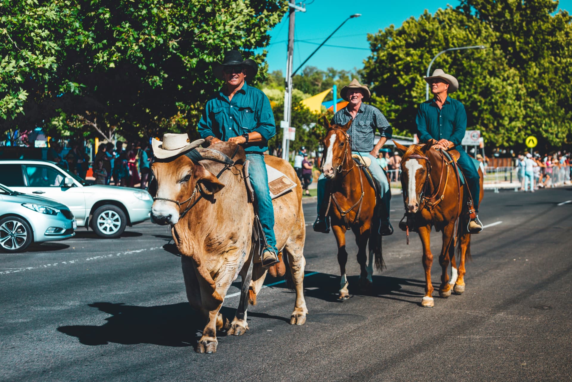 The Tamworth Country Music Parade made it’s grand return in a brand-new ...